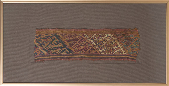 TEXTILE, Chimu culture, ca 900 - 1470 AD, Peru, wool, woven polychrome ...
