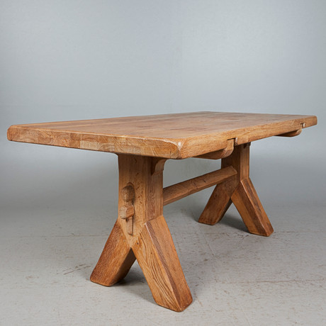 De Puydt, Brutalist bord/matbord, ek, 1970-tal, Belgien. Möbler - Bord ...