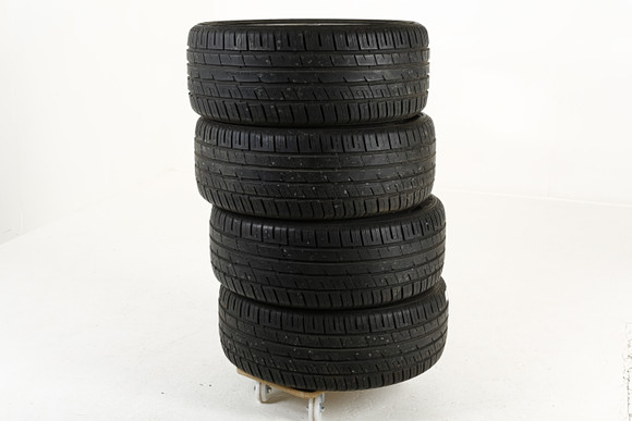 SOMMARDÄCK, på aluminiumfälgar, BMW 245/45 R18 y XL, 2023-HG39103-1 ...