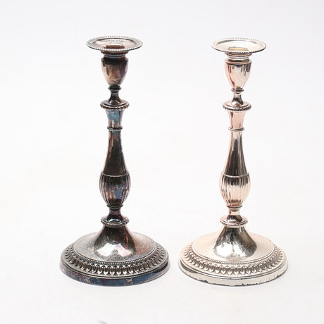 VINERS OF SHEFFIELD, ENGLAND ALPHA PLATE. 1 par ljusstakar i Regeny ...