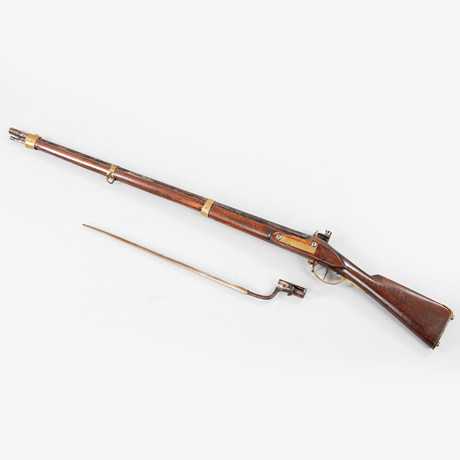 FLINTLOCK RIFLE WITH BAYONET, m/1826, Husgvarna. Weapons & Militaria ...