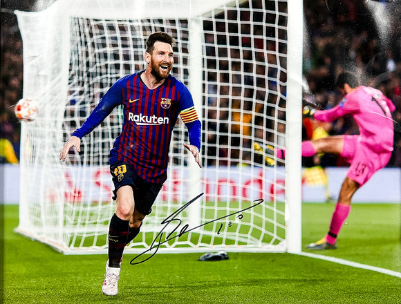 FOTOGRAFI, signerad Lionel Messi. Konst - Fotografi - Auctionet