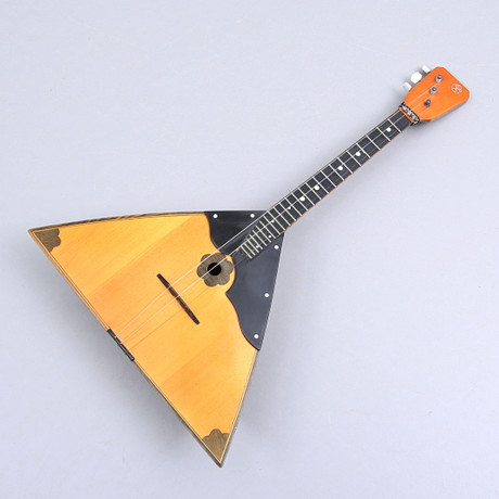 BALALAJKA, Russia. Miscellaneous - Musical instruments - Auctionet