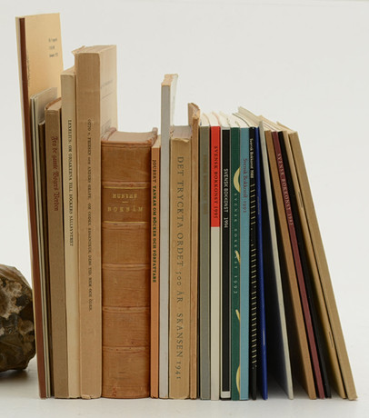 Books about books. Swedish book art, e.g. 25 volumes. Books, Maps ...