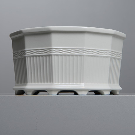 PRINS EUGEN. Waldemarsuddekrukan, nro 3, Gustavsberg. Keramiikka ja ...