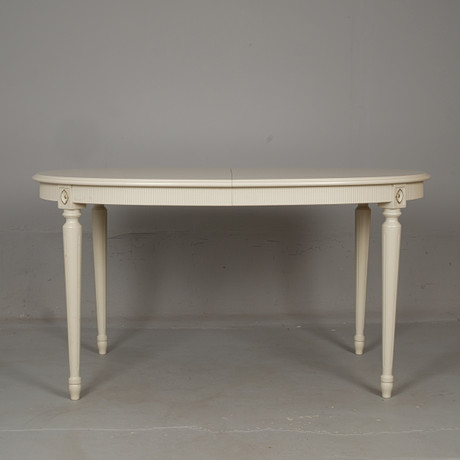 Matsalsbord "Axet" gustaviansk stil, Möbelfakta, 1990-tal. Möbler ...