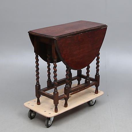 PATCH TABLE, English style, 20th century. Furniture - Tables - Auctionet