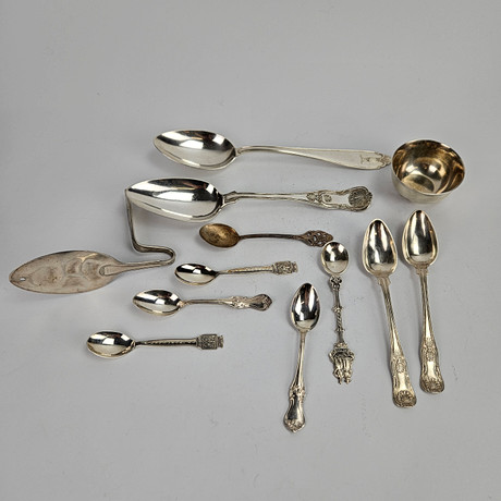 SILVER OBJECTS, 12 pieces. Silver & Metals - Silver - Auctionet