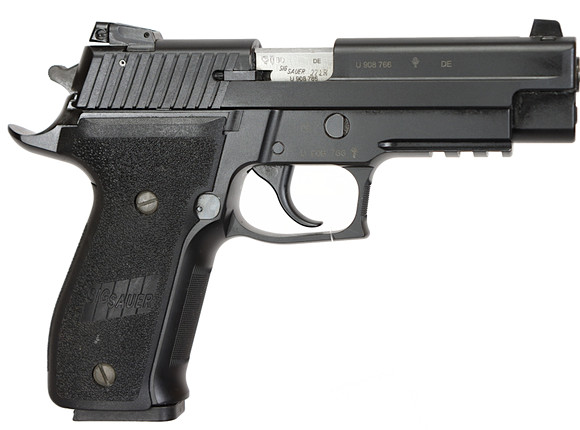 PISTOL, Halvautomatisk, fabrikat Sig-Sauer, modell P226, kaliber .22LR ...