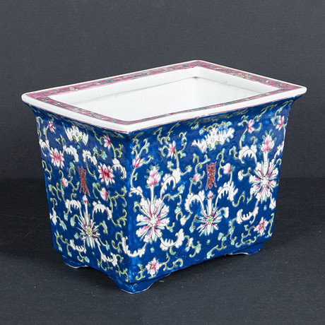 OUTER LINING, China 20th Century. Asiatica - Auctionet