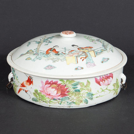 A Chinese food container with lid, late 19th century. Asiatica - Auctionet