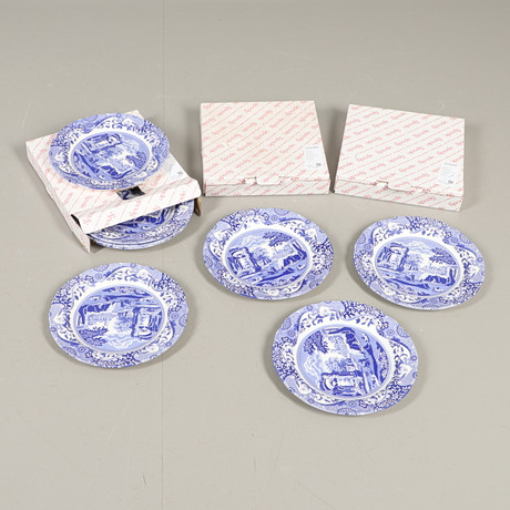 A SET OF SIXTEEN MODERN SPODE ITALIAN PATTERN DINNER PLATES. Ceramics ...