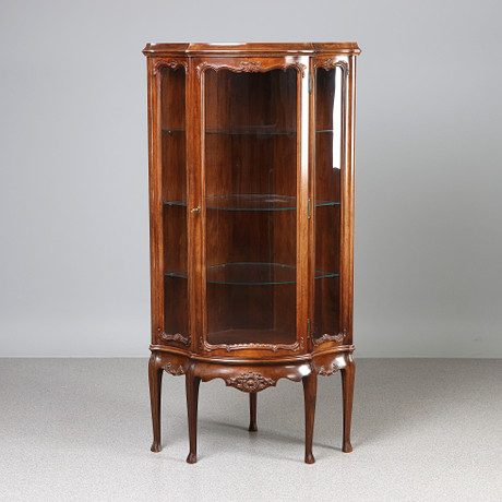 CORNER DISPLAY CABINETS. Walnut. Rococo style, second half of the 20th ...