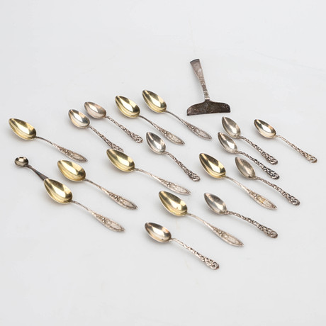 MOCCASKEDAR och KAFFESKEDAR, silver 9+8 st + 2 delar silver. Silver ...