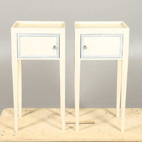 A PAIR OF CREAM PAINTED POT CUPBOARDS. Furniture - Cupboards, Cabinets ...