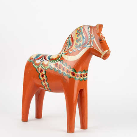 DALAHÄST. Bemålat trä. 1900-tal. Allmoge - Övrigt - Auctionet