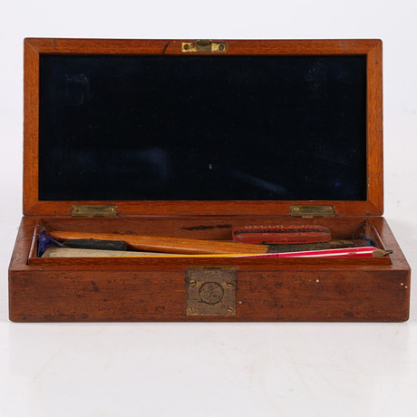 ASTON & MANDER DRAWING INSTRUMENT CASE. Weapons & Militaria - Other ...
