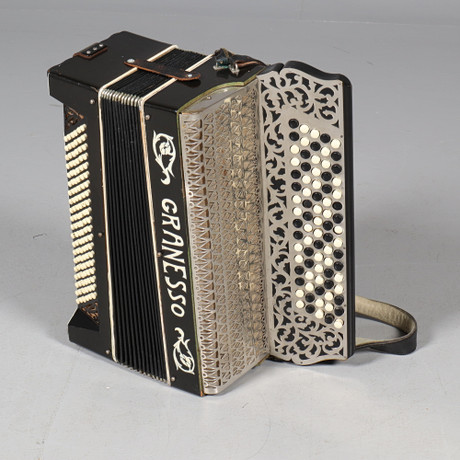 DRAGSPEL Granesso. Övrigt - Musikinstrument - Auctionet