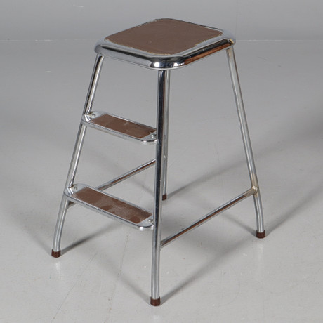 STEGPALL, Awab, 1900-tal. Möbler - Övrigt - Auctionet