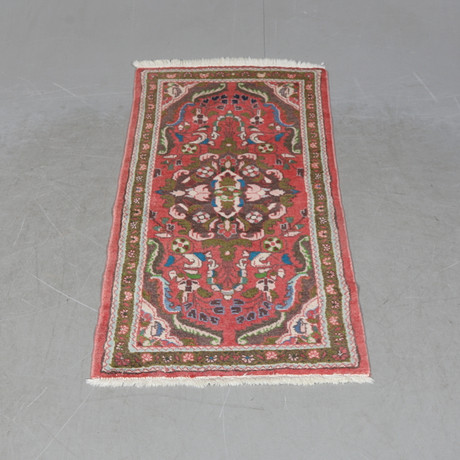 MATTA, orientalisk, ca. 125x71 cm. Mattor & Textil - Mattor - Auctionet