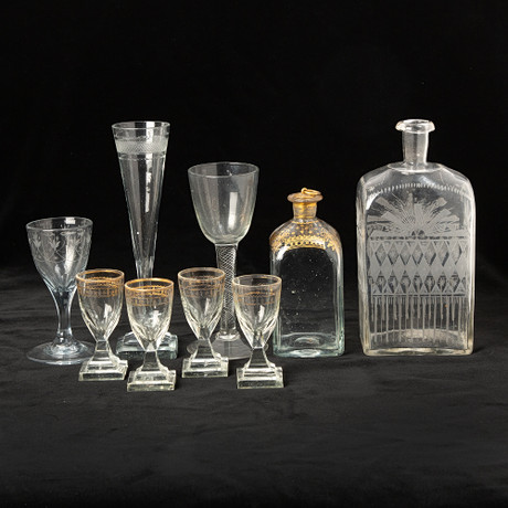 FLASKOR samt GLAS. Sent 1700-tal och tidigt 1800-tal. Glas - Bruksglas ...