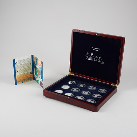 MOOMIN, VALUE PIECES, 12 +1 pcs, Ag 925, Moomin figurines in wooden box. Silver & Metals ...