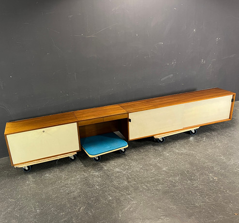 FLORENCE KNOLL. WALL ELEMENTS FOR KNOLL INTERNATIONAL. Furniture ...