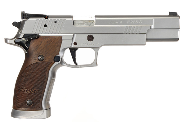 PISTOL, Halvautomatisk, fabrikat Sig-Sauer, modell P226S X-Six, kaliber ...