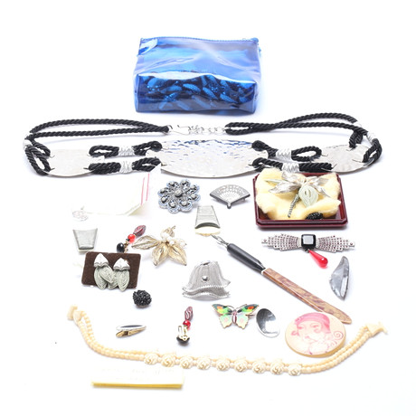 PARTI BIJOUTERIER. Smycken & Ädelstenar - Preciosa & Övrigt - Auctionet