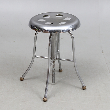 PALL, metall, Stille, 1900-tal. Möbler - Fåtöljer & Stolar - Auctionet