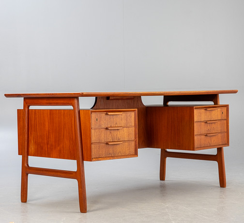 GUNNI OMANN. Omann Jun furniture factory, desk, model 75. Furniture ...