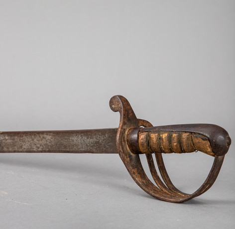 Saber with single-edged blade. Weapons & Militaria - Edged weapons ...