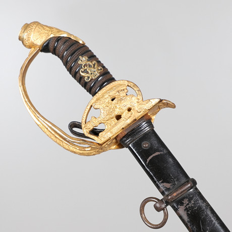 A PRUSSIAN IMPERIAL INFANTRY OFFICER'S 1889 PATTERN SWORD AND SCABBARD ...