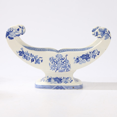 A 19TH CENTURY BLUE AND WHITE TRANSFER PRINTED CHEESE COASTER. Ceramics ...