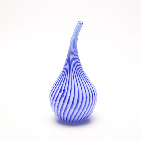 IDA OLAI. “Spring onion”, Vase/Sculpture, glass, signed and dated 2016 ...