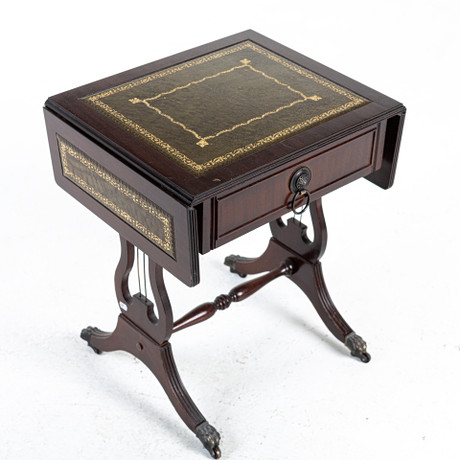 SIDE TABLE/FOLDING TABLE, RUFFLES AND TABLE TOP WITH EMBOSSED LEATHER ...