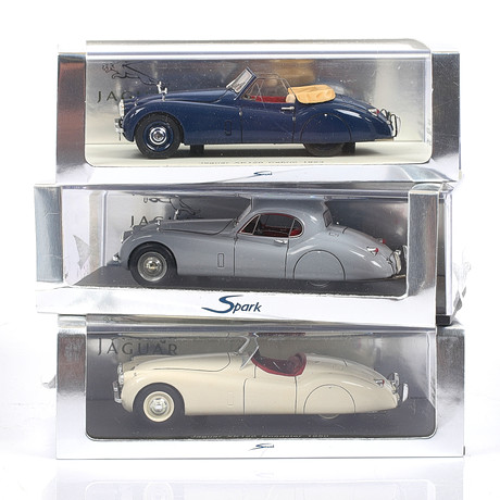 MODEL CARS, 3 pcs, metal/resin, including Jaguar XK120 Coupé, 1952 ...