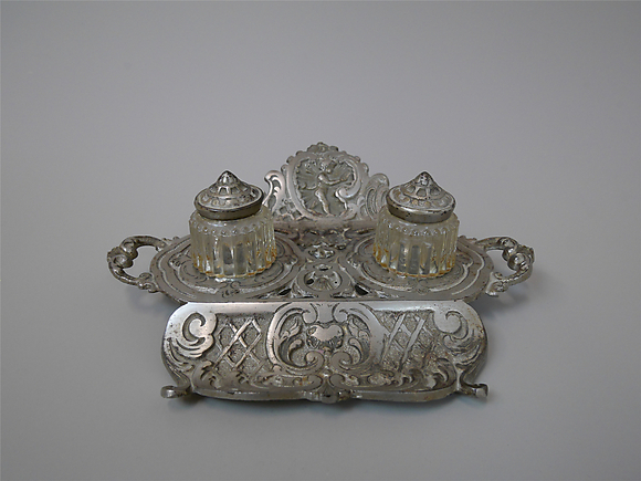 INKHORN, rococo style. Silver & Metals - Other metals - Auctionet