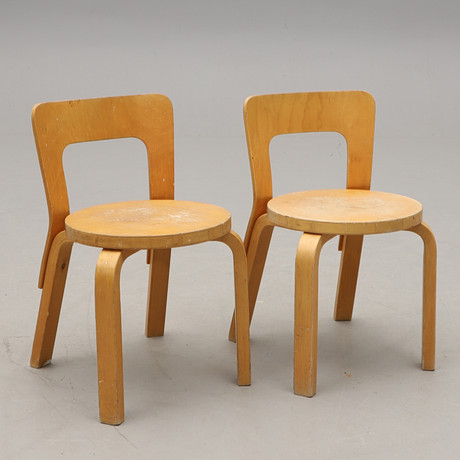 ALVAR AALTO. A pair of child seats, model N65. Furniture - Armchairs ...