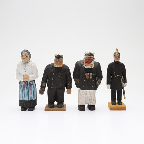 AXEL ERICSON. träfigurer, 4 st, Västervik, signerade och daterade ...