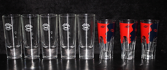 GLASS, 8 pcs, 4 pcs Averna, 3 pcs Ramazzotti. Glass - Other - Auctionet