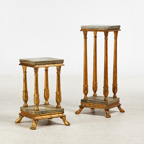 PEDISTALES. Dos patas de piedra doradas en colores pastel, del siglo XX ...