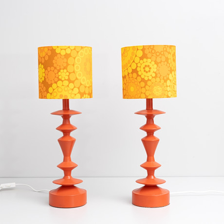 LAMPOR, ett par, trä, K-Fab Scandinavia, sent 1900-tal. Belysning ...