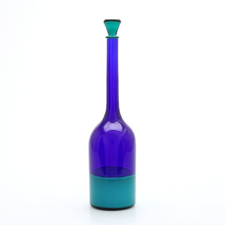 GIO PONTI. A decanter, “Morandiane”, Murano, Venini, Italy, 1970s ...
