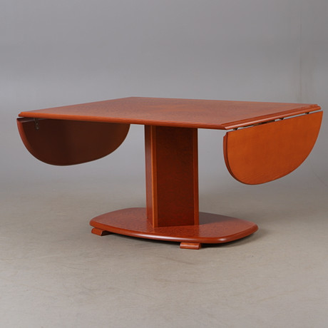 COFFEE TABLE WITH FLAPS, mahogany, 1900/2000s. Furniture - Tables ...