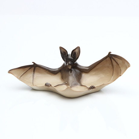 PIPING BEACH, BOWL DISH IN THE SHAPE OF A BAT. Porcelain. Art Noveau ...