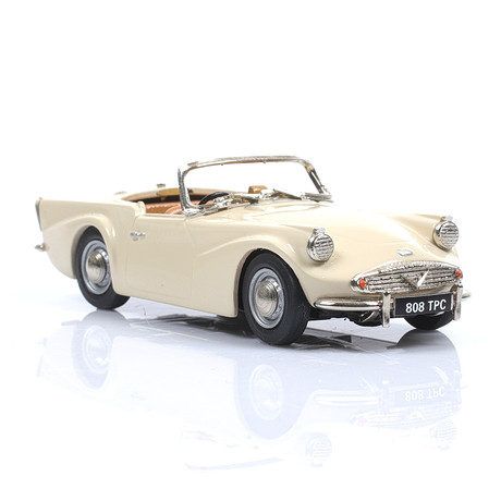 MODEL CAR, metal/resin, Daimler SP250, Pathfinder Models, 1:43 scale ...