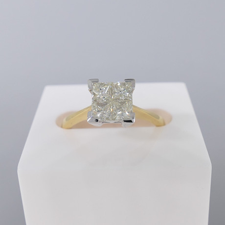 DIAMOND checkerboard ring. Jewellery & Gemstones - Rings - Auctionet