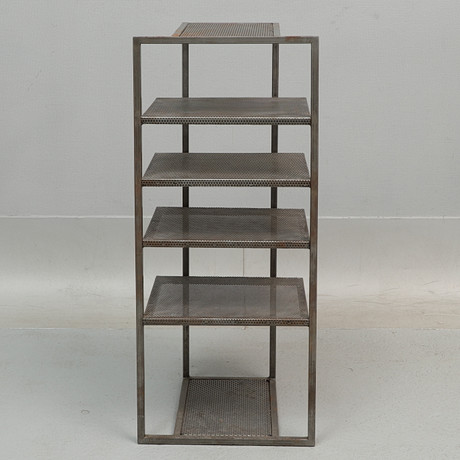 HYLLA, metall, 1900-talets senare hälft. Möbler - Skåp & Hyllor - Auctionet