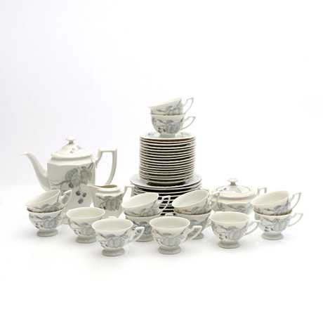ROSENTHAL, A COFFEE SET, 29 PIECES. Porcelain. “Maria Blackberry ...